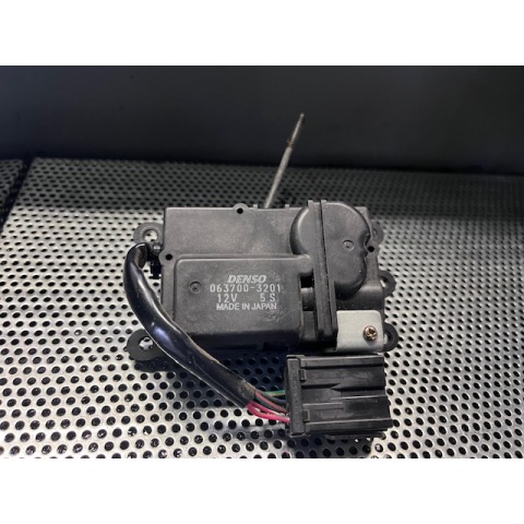 Delica heater AC control flap actuator used - Delica Parts Brisbane